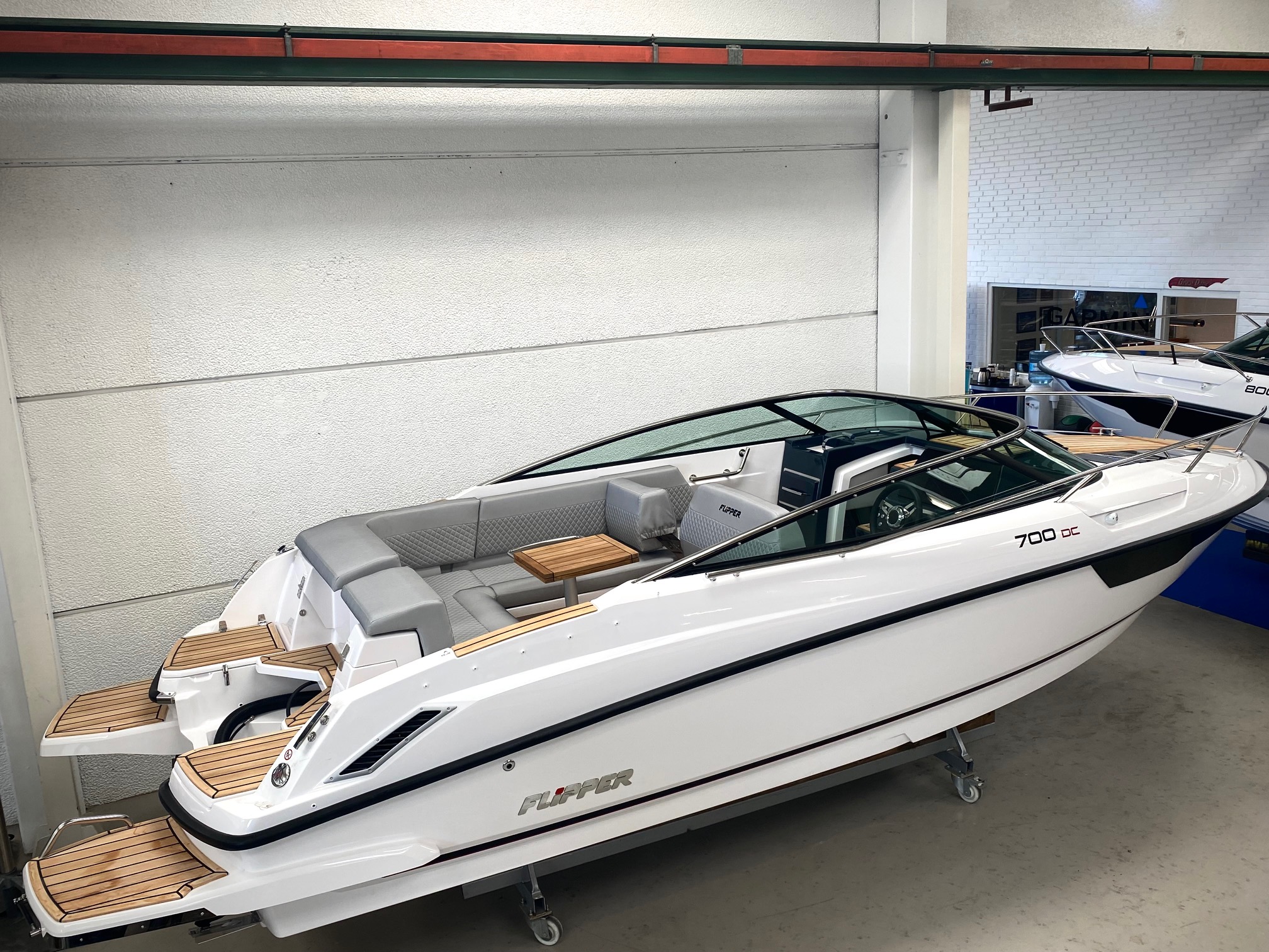 Flipper 700 DC med teak